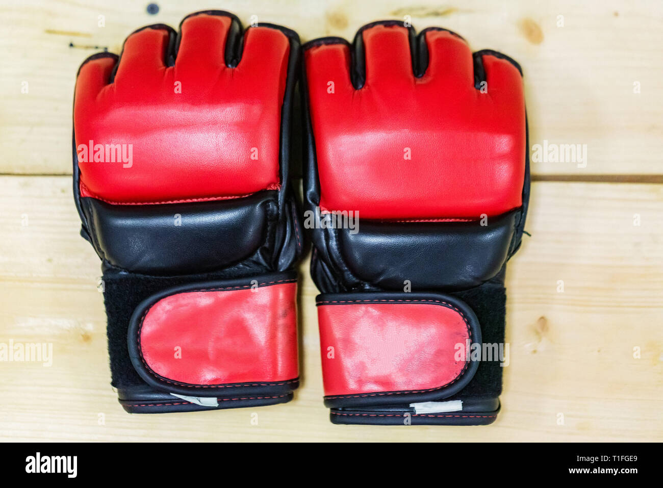Mma boxing hi-res stock photography and images - Alamy