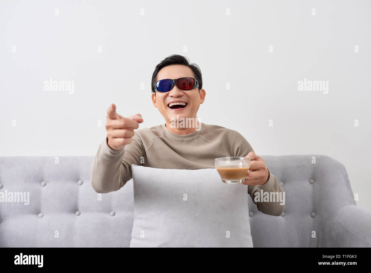 Eye tv screen hi-res stock photography and images - Alamy