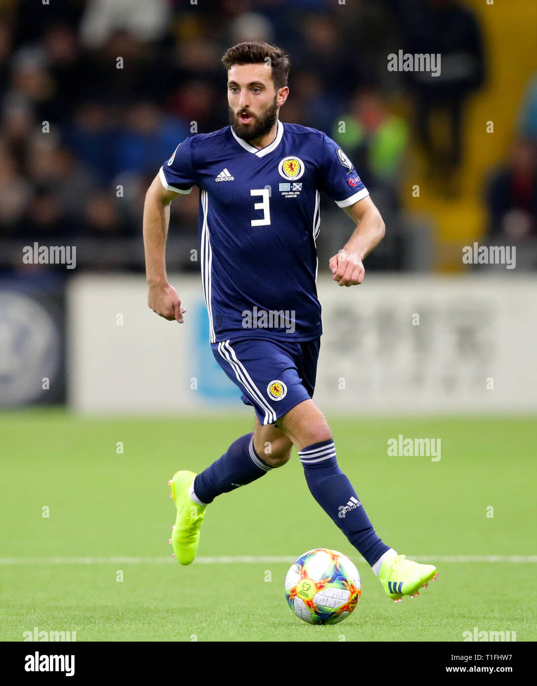 Scotland's Graeme Shinnie Stock Photo - Alamy