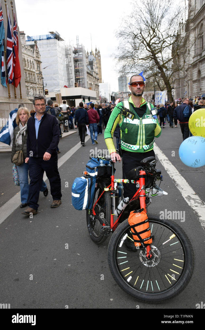 Paramedic on bicycle hi-res stock photography and images - Alamy