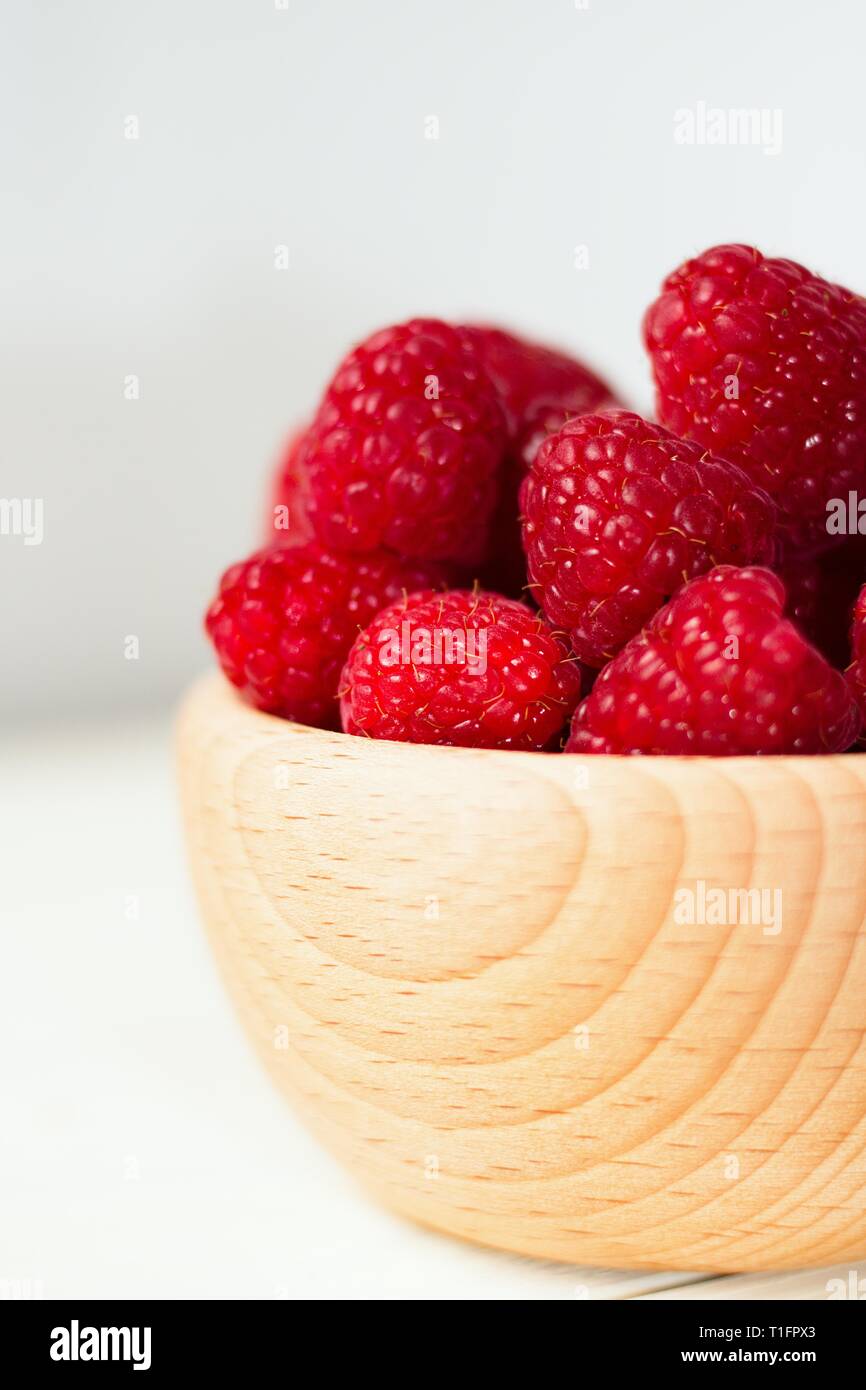 Raspberries ready to harvest hi-res stock photography and images - Alamy