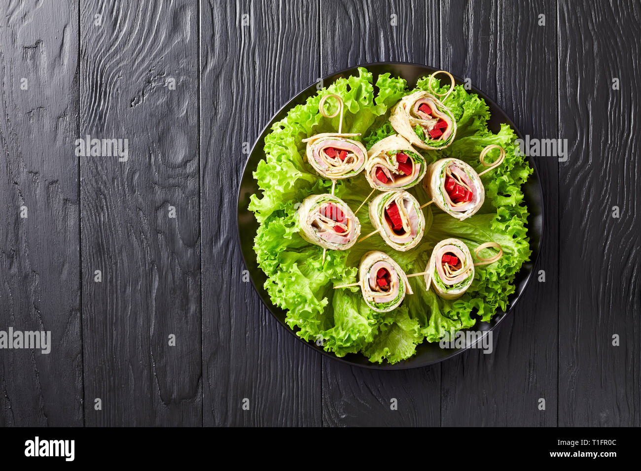 Kebab wrap filled sliced hi-res stock photography and images - Alamy
