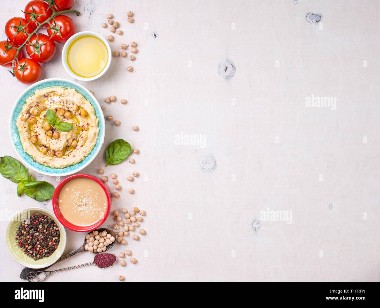 Hummus background hi-res stock photography and images - Alamy