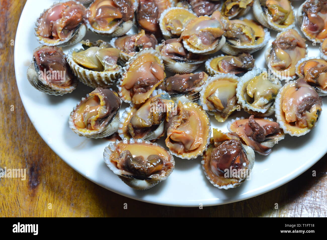 Cockle steamed on white hi-res stock photography and images - Alamy