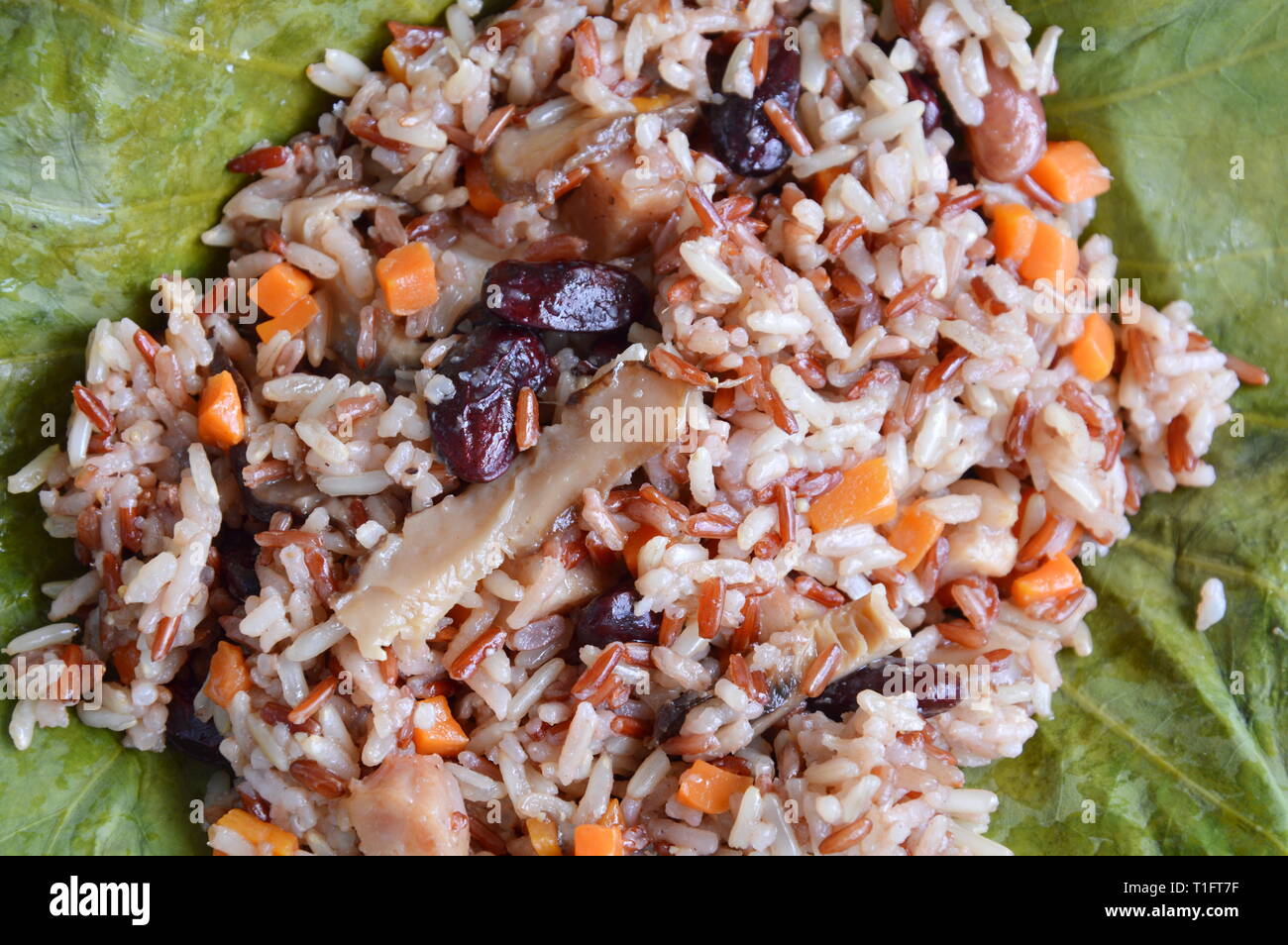 Lotus leaf wrapped rice hi-res stock photography and images - Alamy