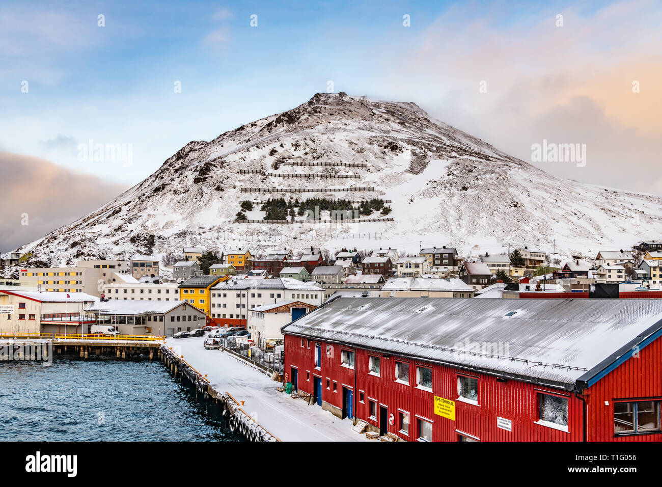 Avalanche snow norway hi-res stock photography and images - Alamy