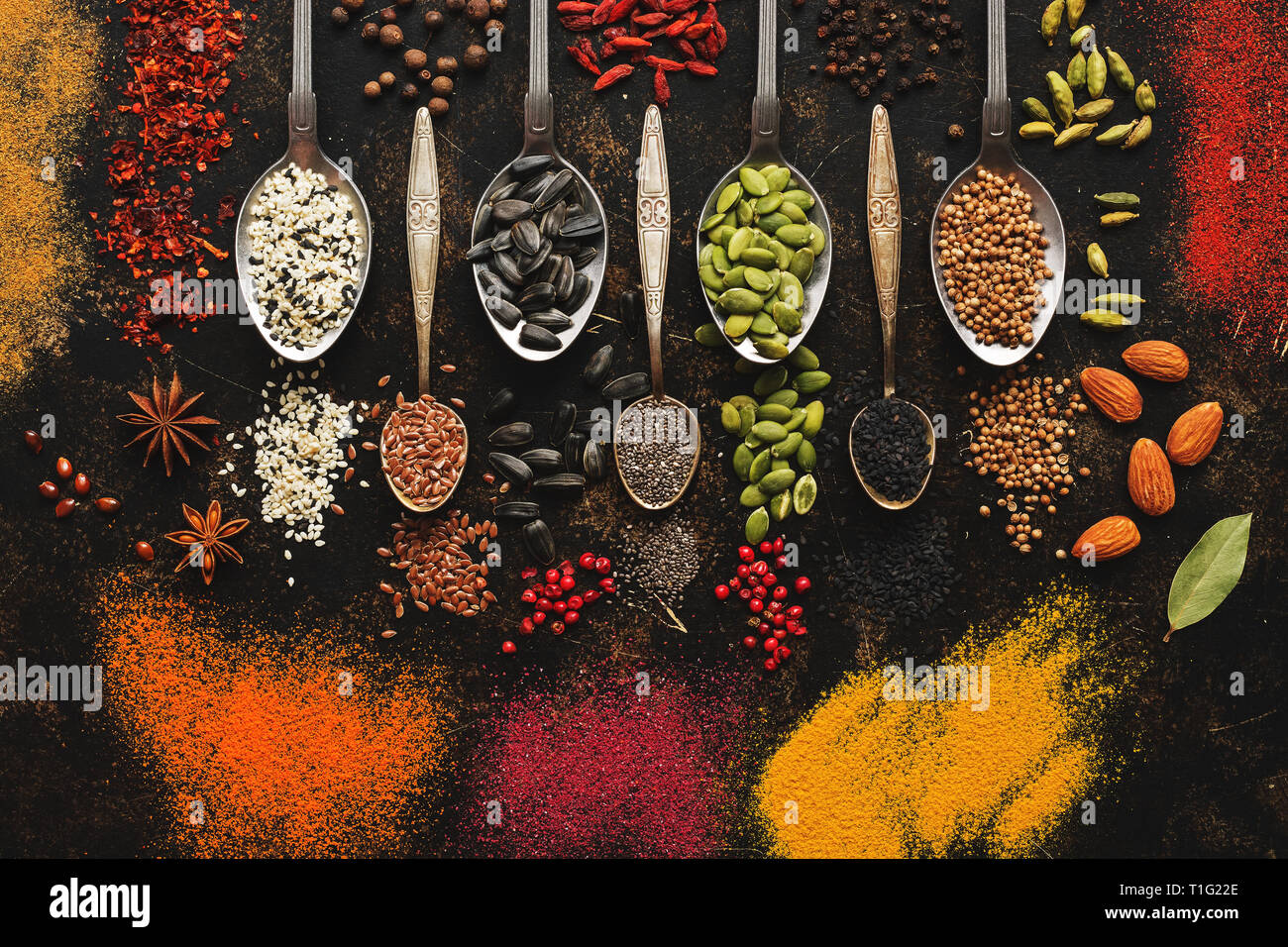 Spices background hi-res stock photography and images - Alamy