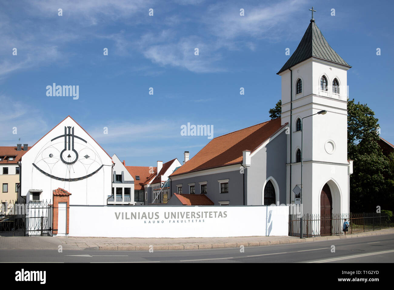 Protestant church buildings hi-res stock photography and images - Alamy