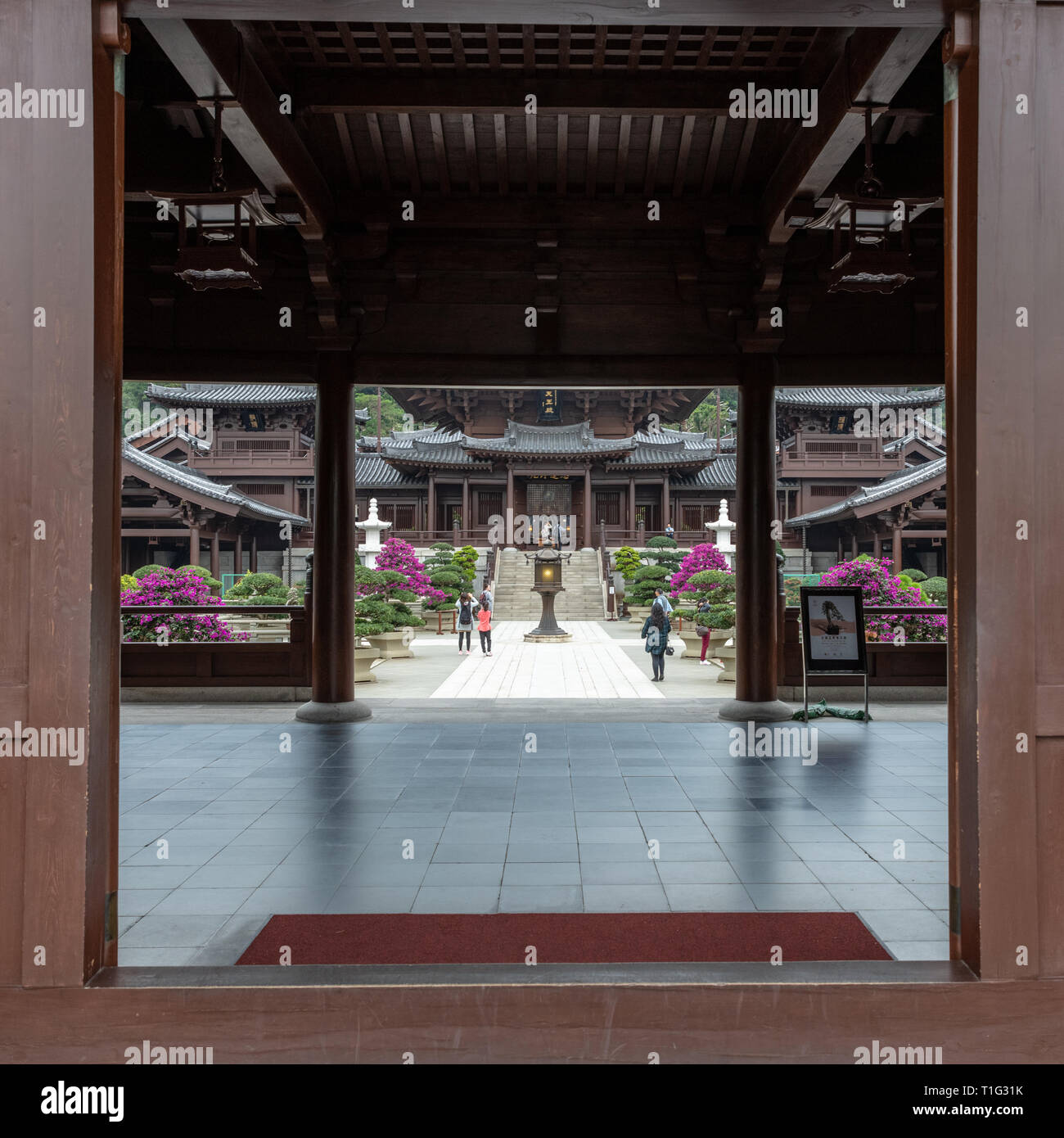 Lin chi hi-res stock photography and images - Alamy