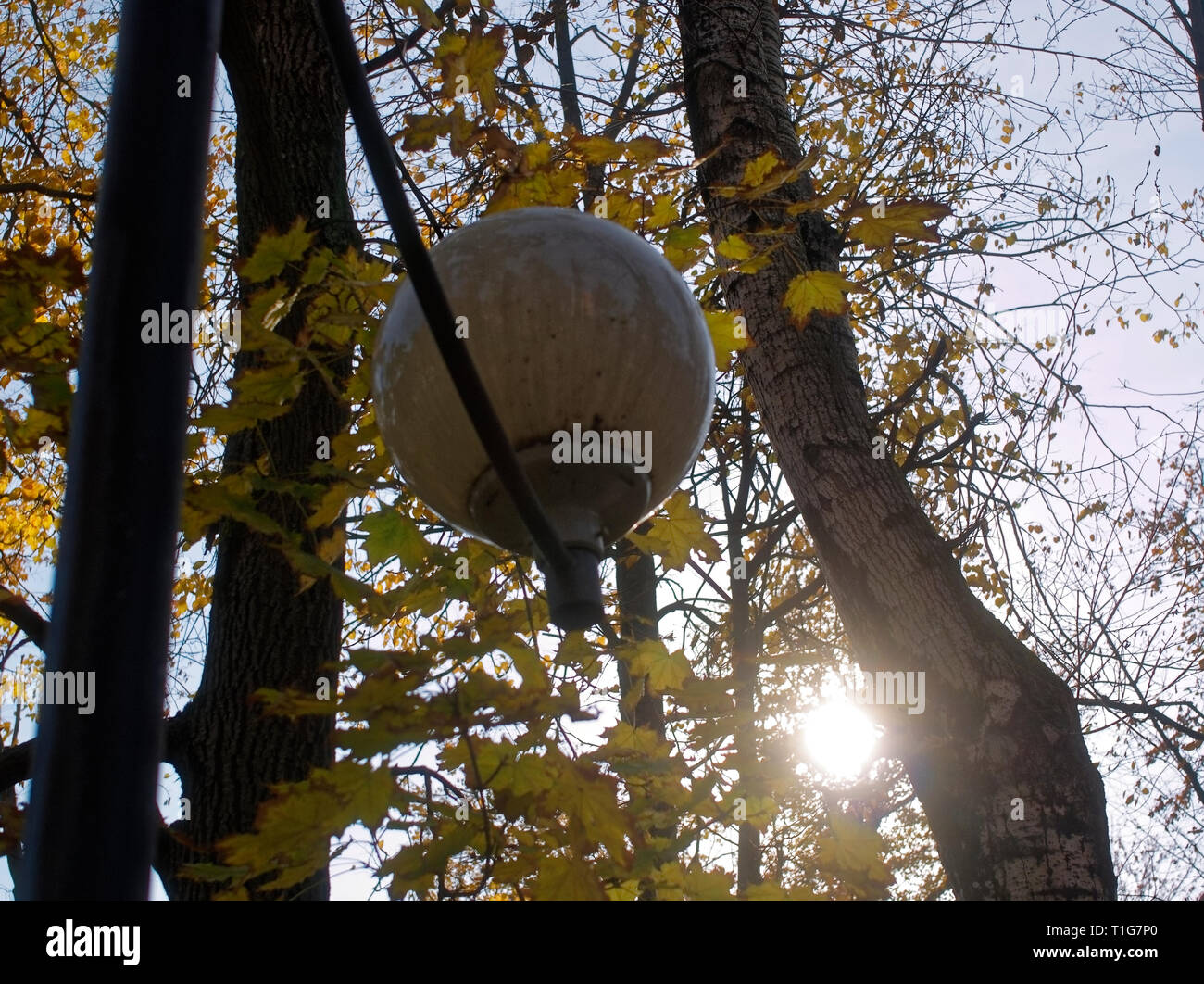 Round old street lamp hi-res stock photography and images - Alamy