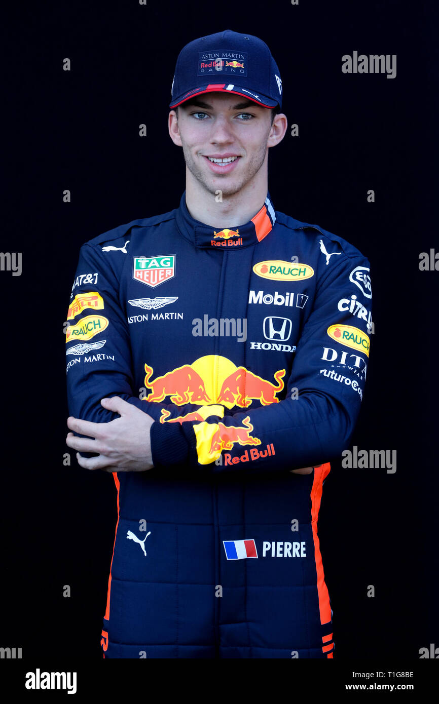 MELBOURNE, AUSTRALIA - MARCH 14: Pierre GASLY of Red Bull Racing having ...
