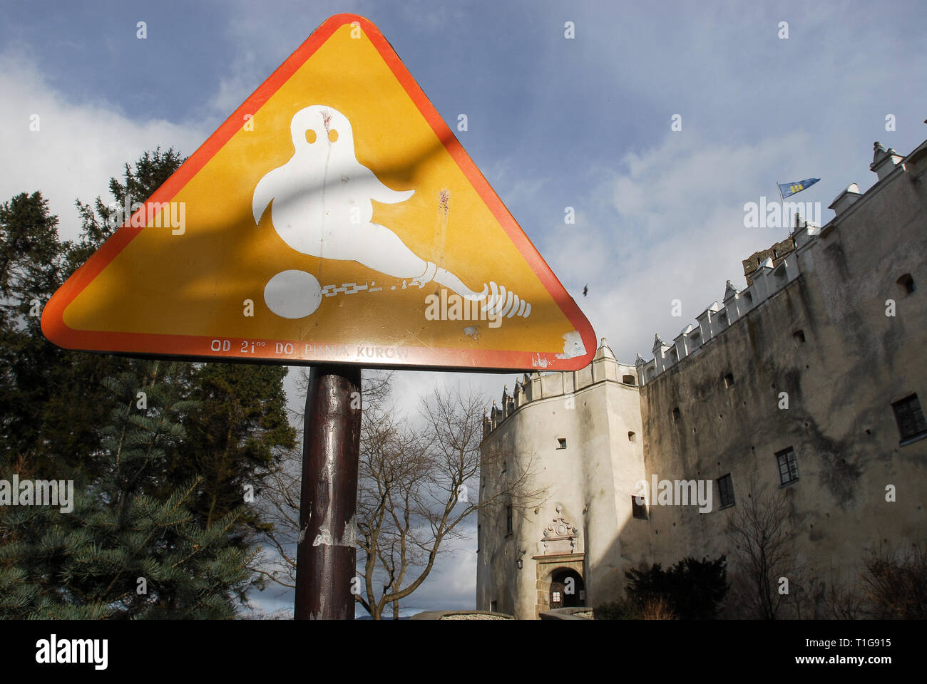 Ghost warning sign hi-res stock photography and images - Alamy