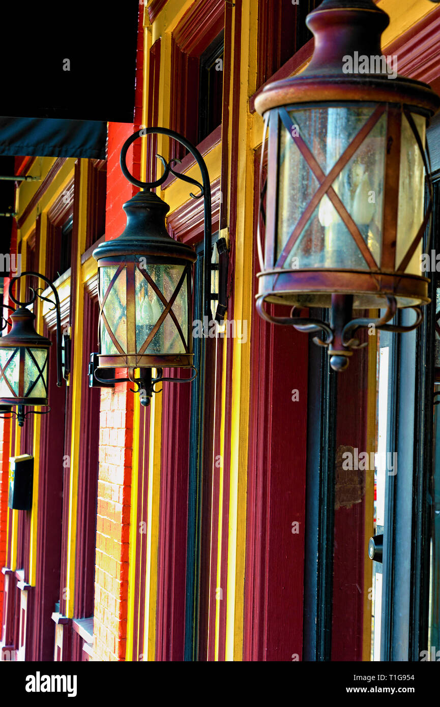 Old wall lights hi-res stock photography and images - Alamy