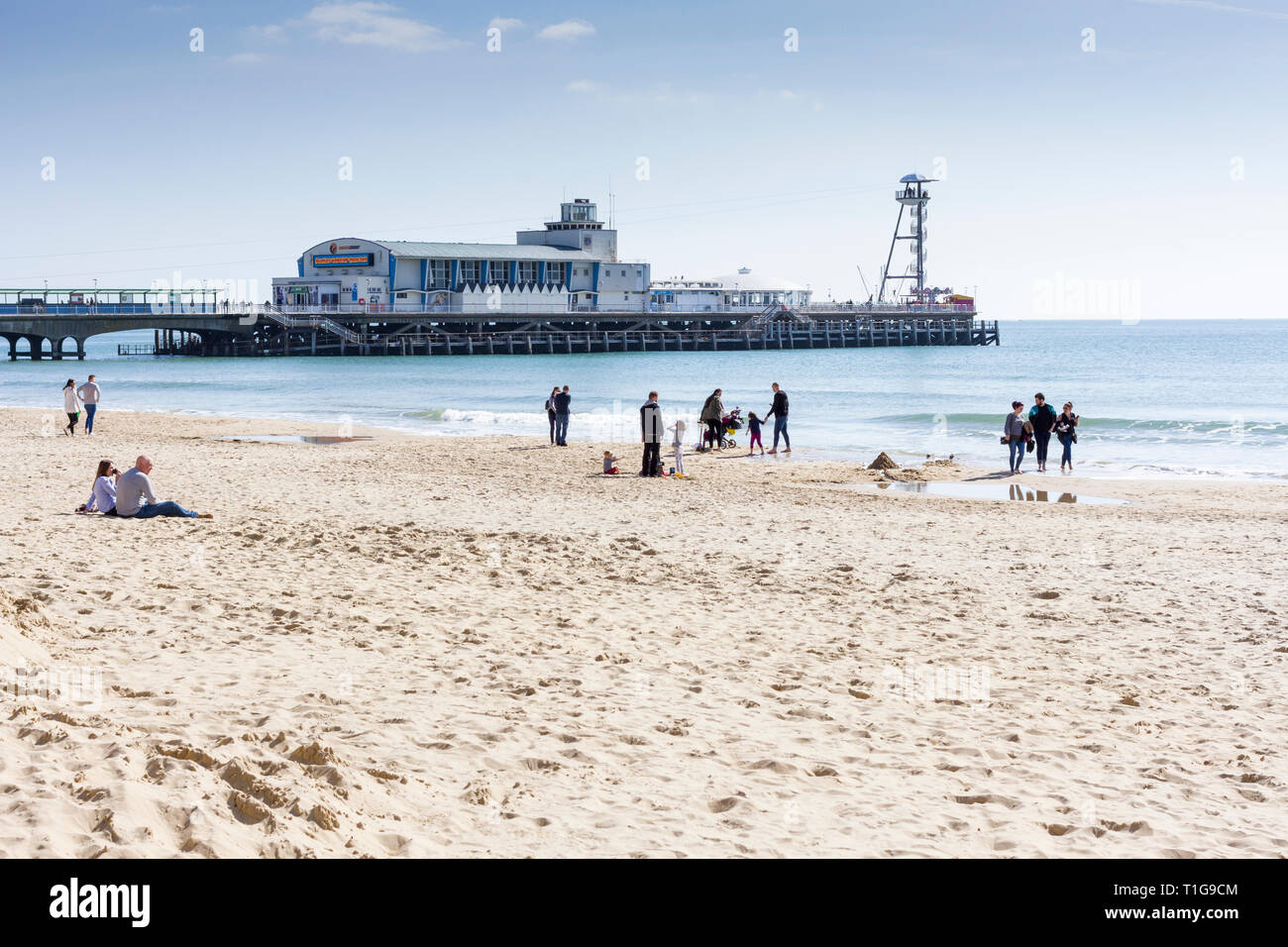 Bournemouth beach hi-res stock photography and images - Alamy