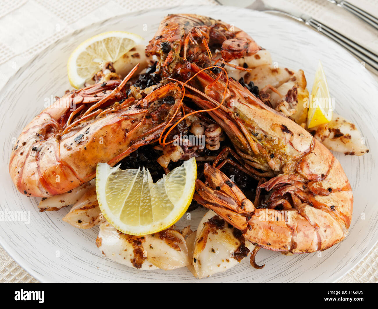 Jumbo prawns hi-res stock photography and images - Alamy