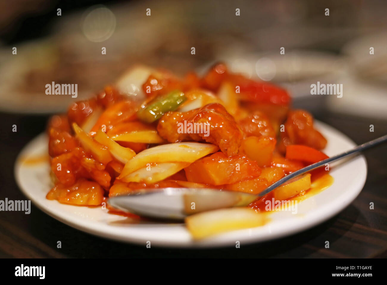 Chinese sweet and sour duck hi-res stock photography and images - Alamy