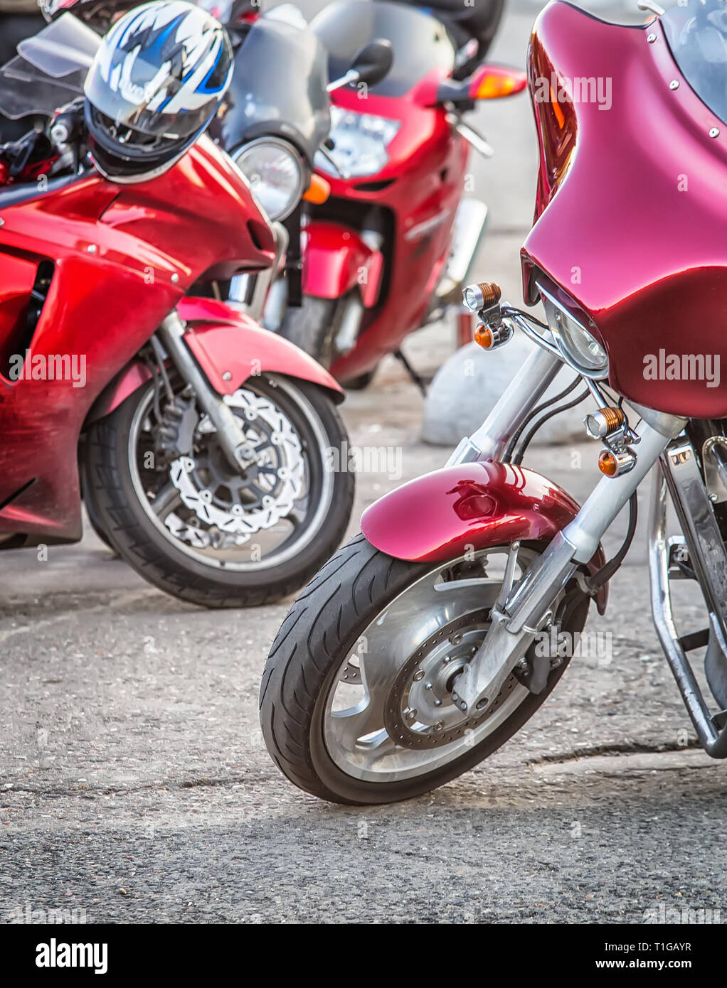 Three wheel motorcycles hi-res stock photography and images - Alamy