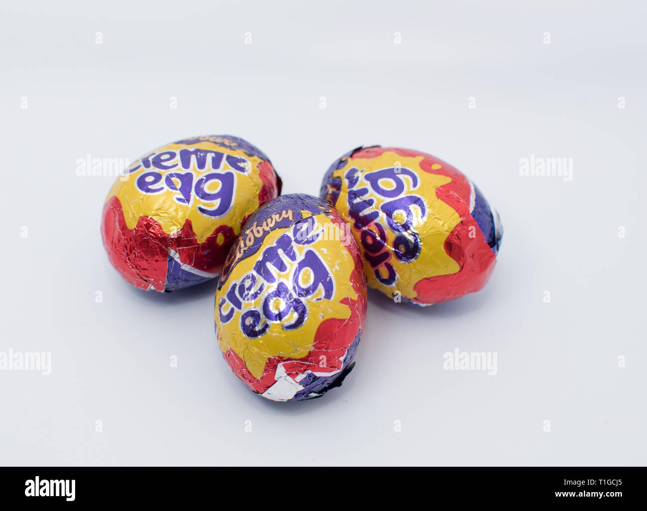 Creme eggs hi-res stock photography and images - Alamy