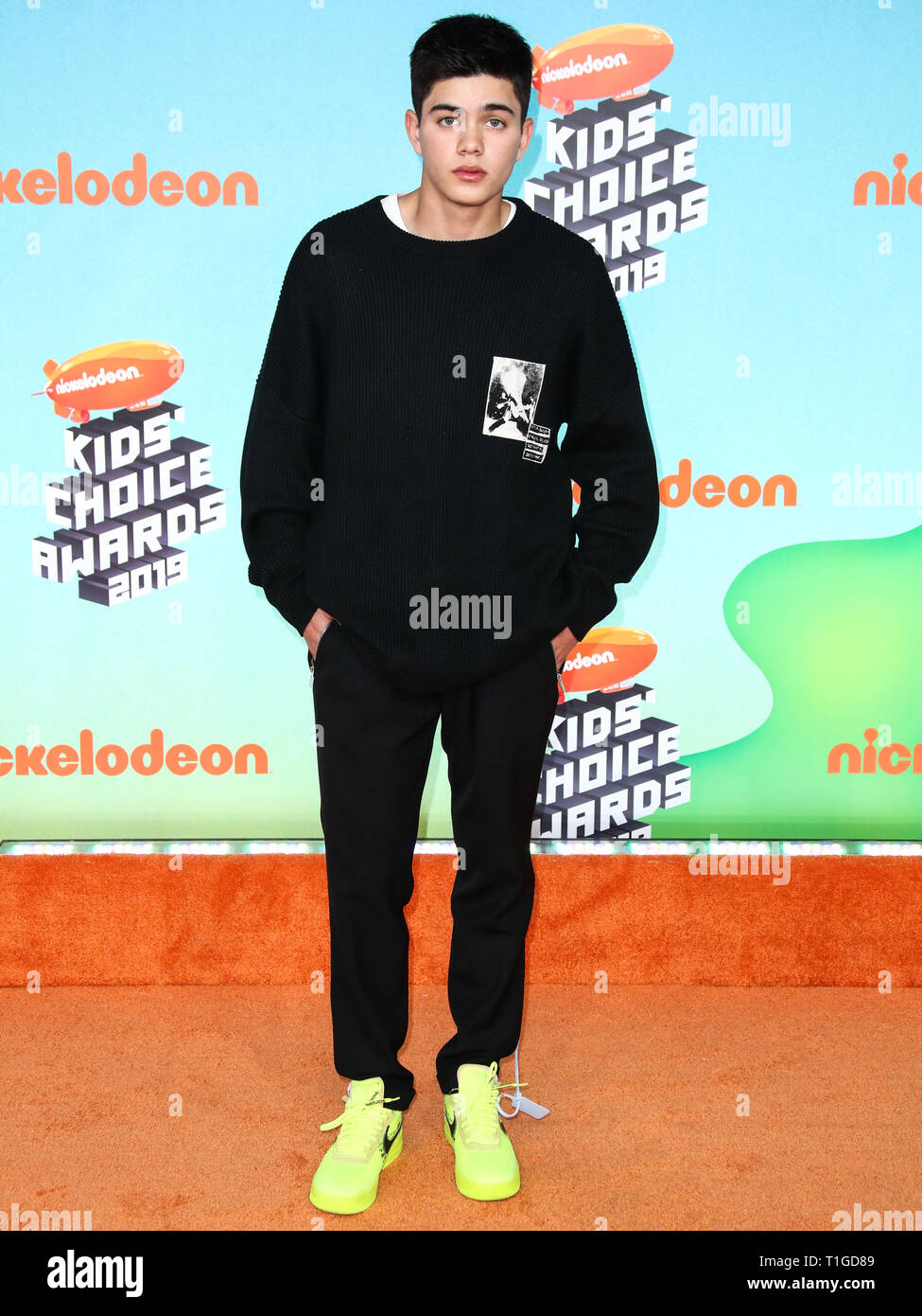 LOS ANGELES, CA, USA - MARCH 23: Jay Ulloa arrives at Nickelodeon's ...