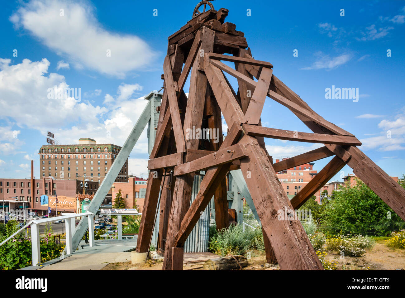 Mine headframe hi-res stock photography and images - Alamy