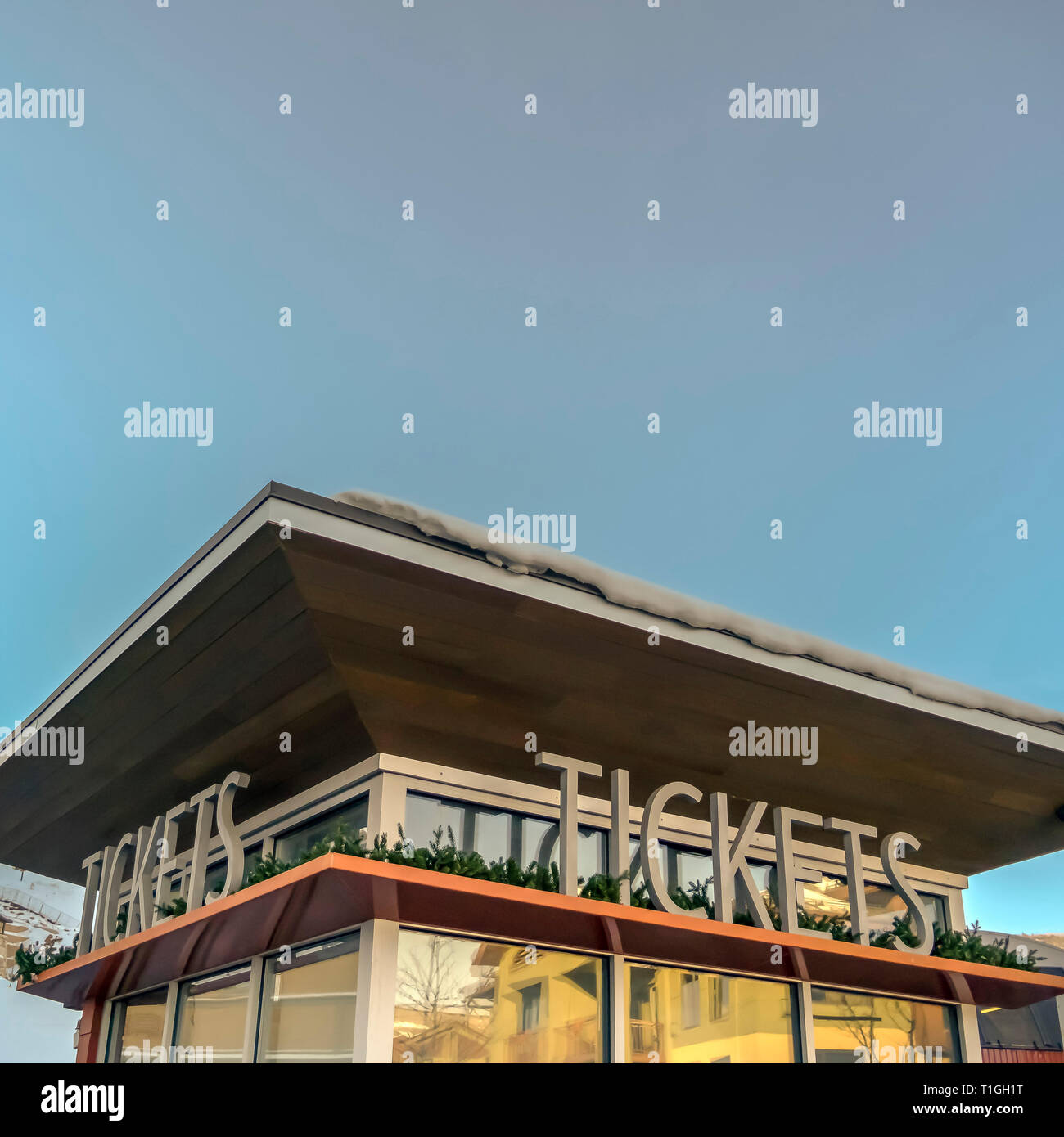 Architecture ticket information booth hi-res stock photography and ...