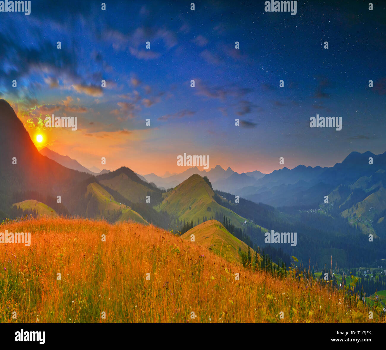 Early summer sky hi-res stock photography and images - Alamy