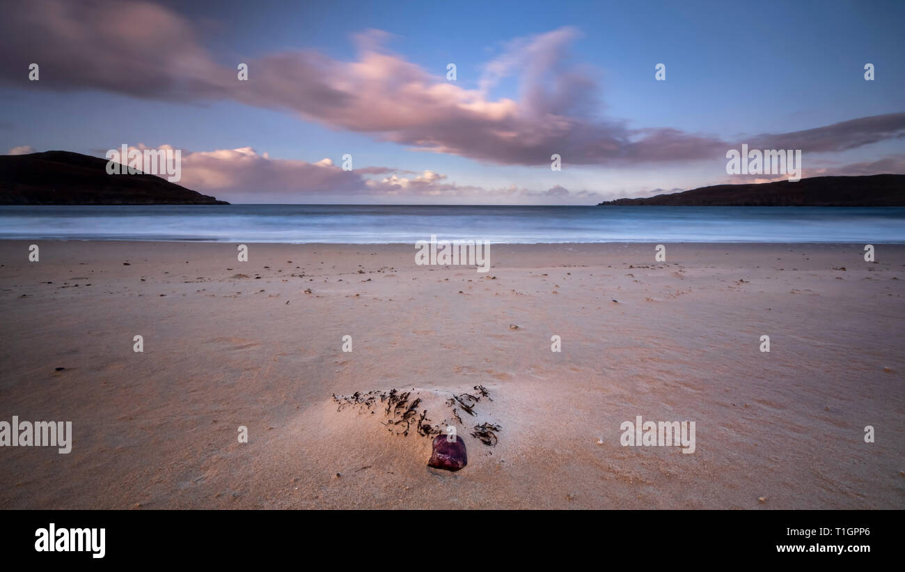 Scottish beach scene hi-res stock photography and images - Alamy