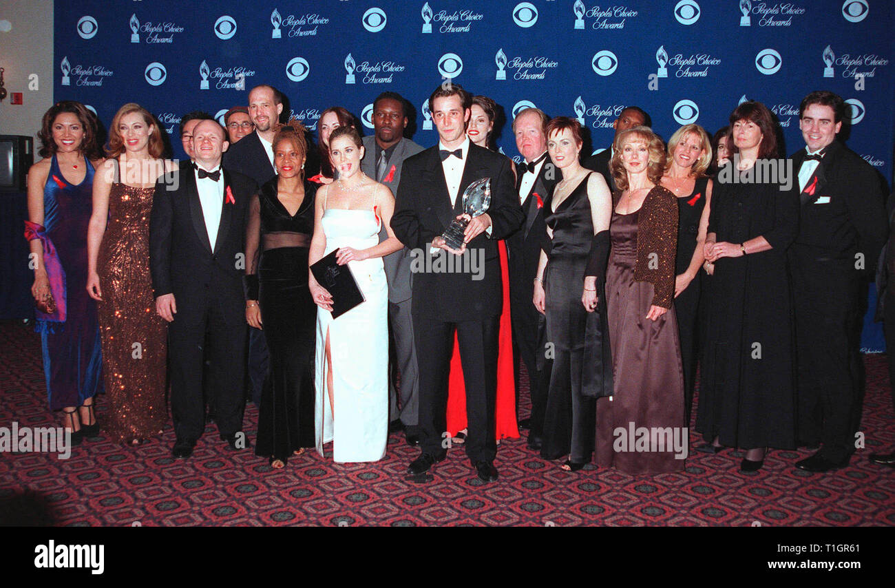 LOS ANGELES, CA - January 11, 1999: Cast of "ER" at the 25th Annual ...
