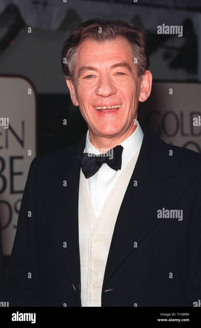 LOS ANGELES, CA - January 24, 1999: Actor IAN McKELLERN at the Golden ...