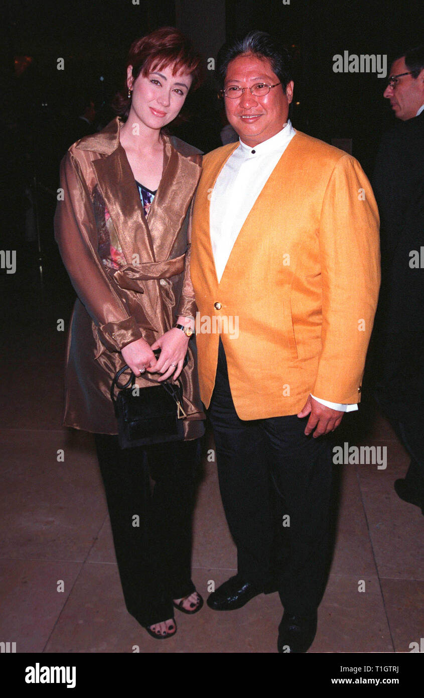 LOS ANGELES, CA - February 20, 1999: Actor SAMMO HUNG & wife at the ...