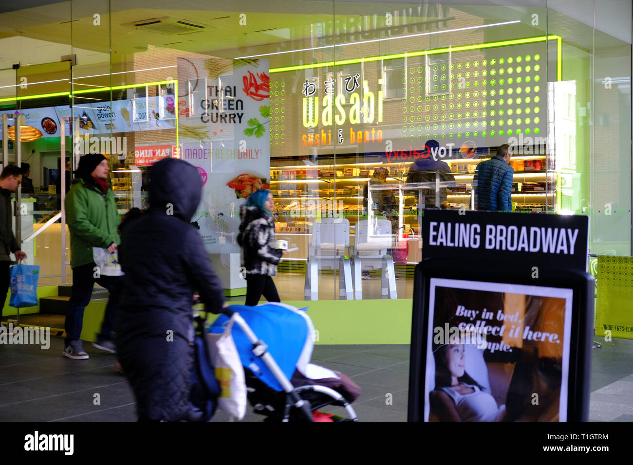 The ealing broadway shopping centre hi-res stock photography and images ...