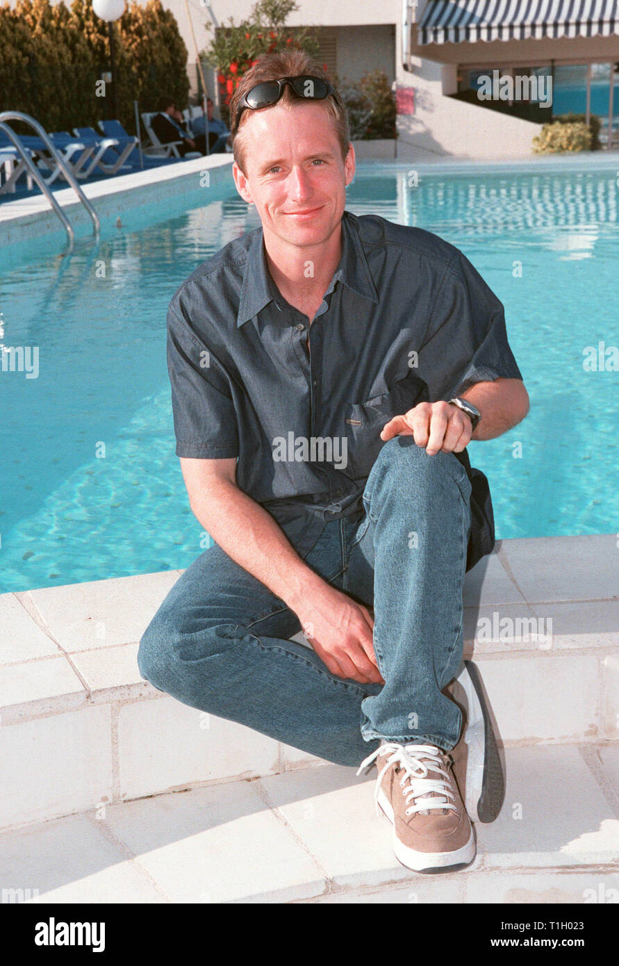 CANNES, FRANCE: 19 MAY 1999: Actor LINUS ROACHE at the Cannes Film ...