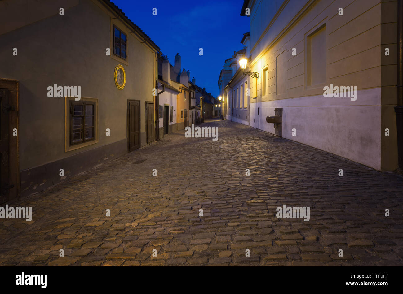 Golden Lane in Prague Stock Photo - Alamy