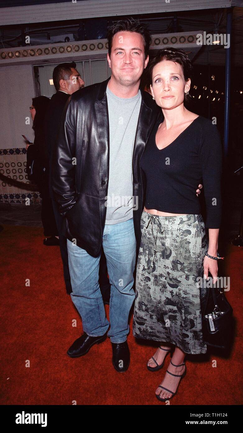 LOS ANGELES, CA. October 06, 1999: Actor Matthew Perry & Girlfriend ...