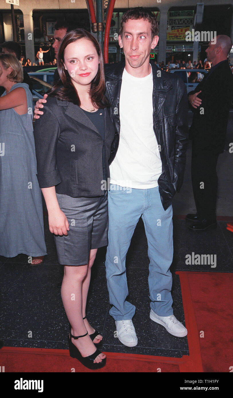 LOS ANGELES, CA. June 23, 1999: Actress CHRISTINA RICCI & boyfriend ...