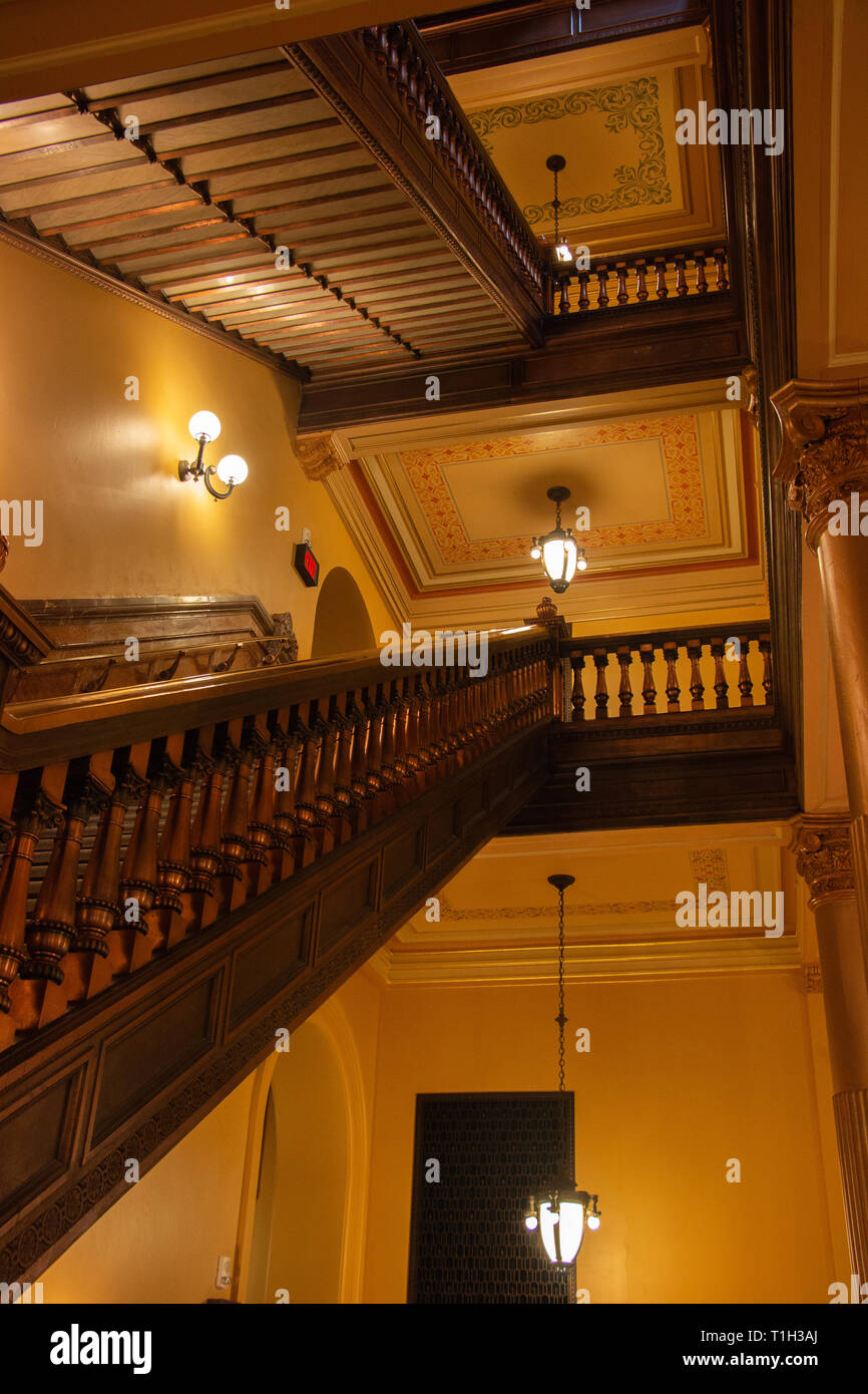 Topeka rotunda hi-res stock photography and images - Alamy