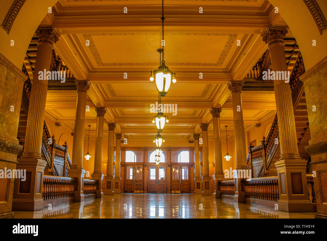 Topeka interior hi-res stock photography and images - Alamy