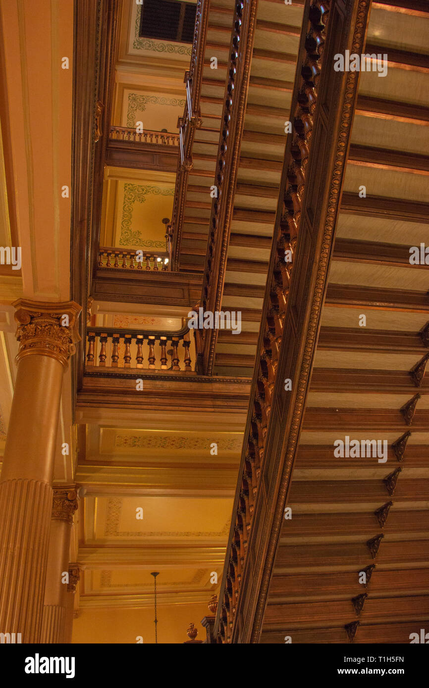 Topeka rotunda hi-res stock photography and images - Alamy