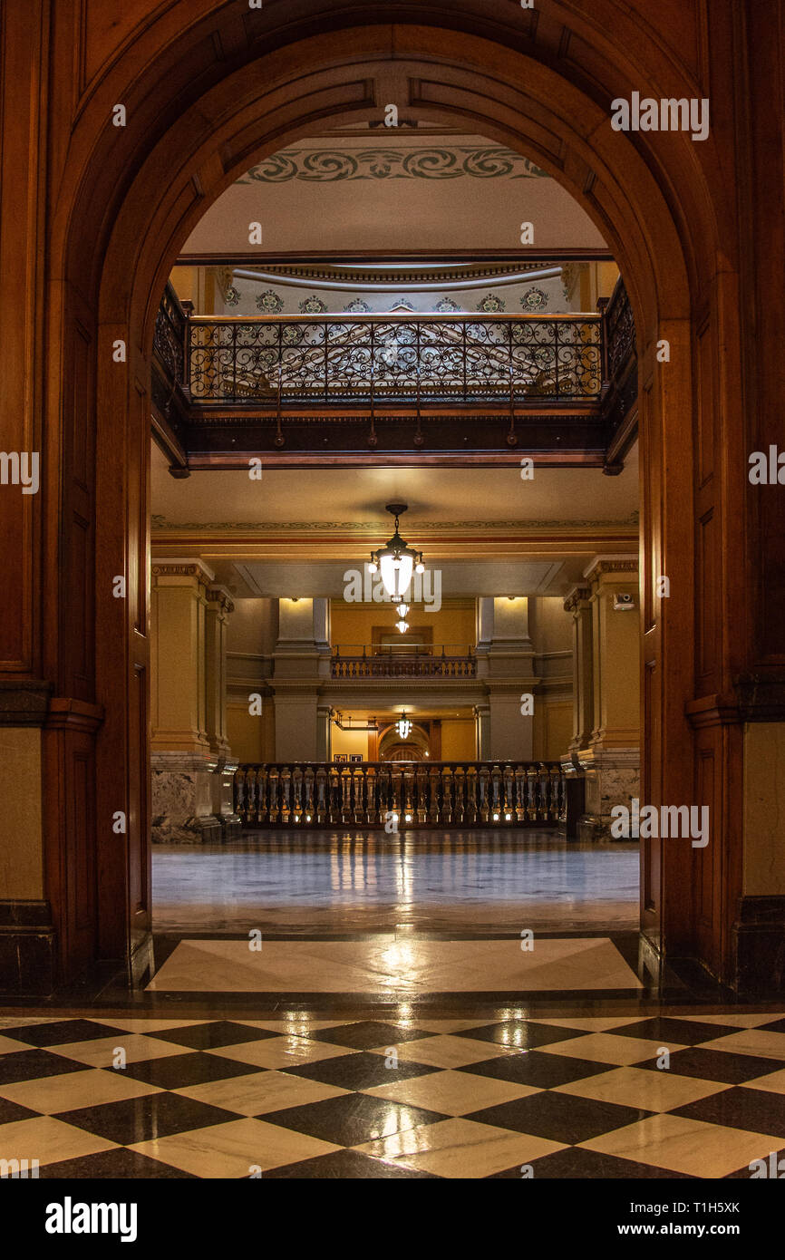 Topeka interior senate hi-res stock photography and images - Alamy