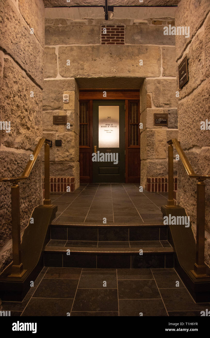 Topeka rotunda hi-res stock photography and images - Alamy