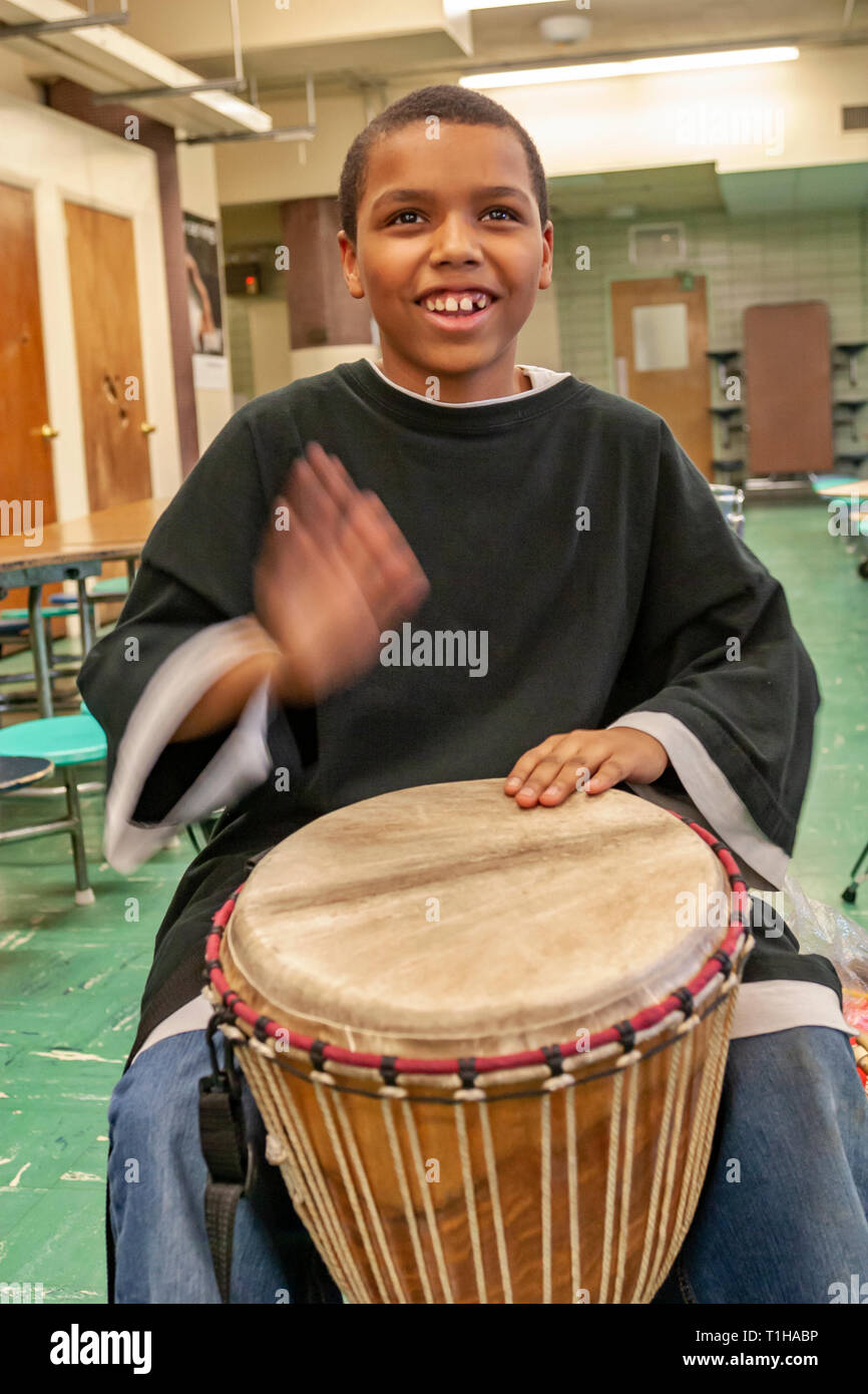 Classroom Setting Teacher High Resolution Stock Photography and Images ...