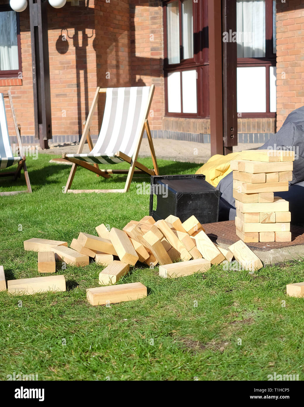 Jenga falling hi-res stock photography and images - Alamy