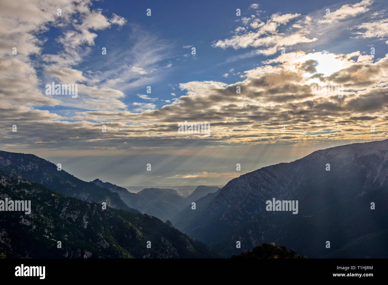 Olympus range greece hi-res stock photography and images - Alamy