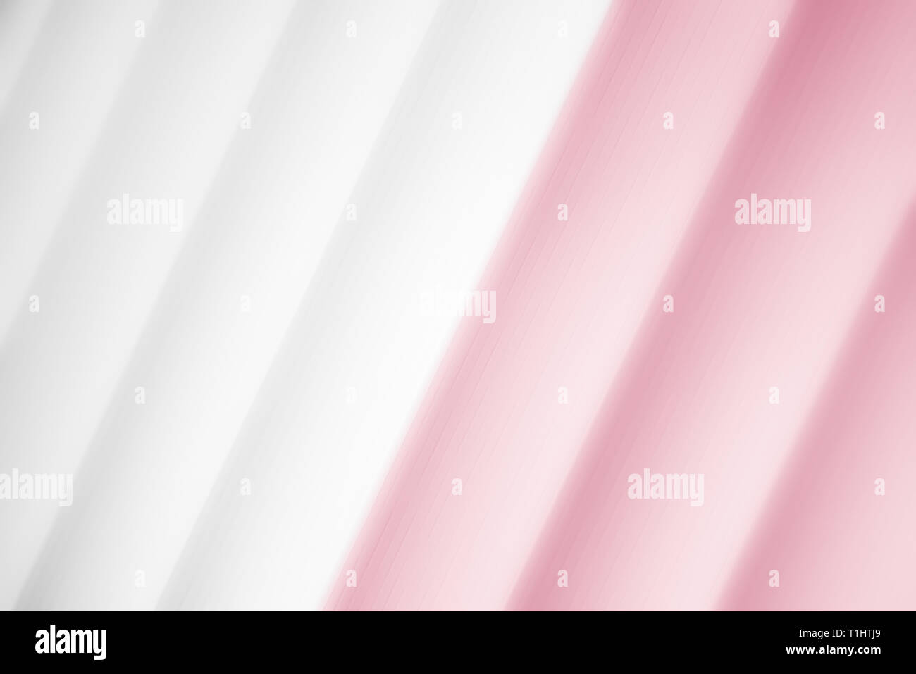 Maroon Wallpaper Stock Photos & Maroon Wallpaper Stock Images - Alamy