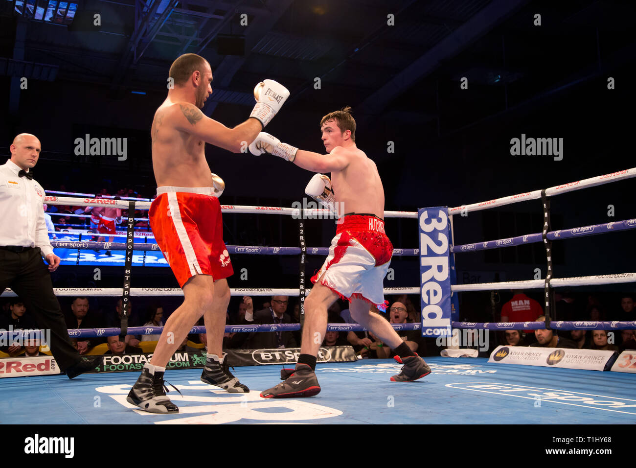 International light heavyweight boxing hi-res stock photography and ...