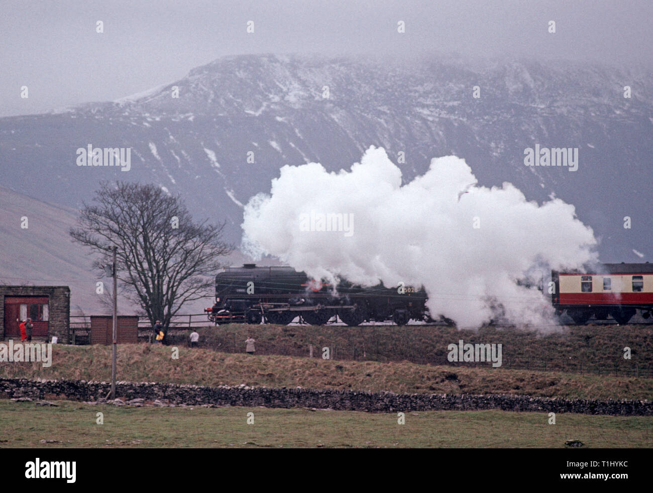 Clan class steam trains hi-res stock photography and images - Alamy