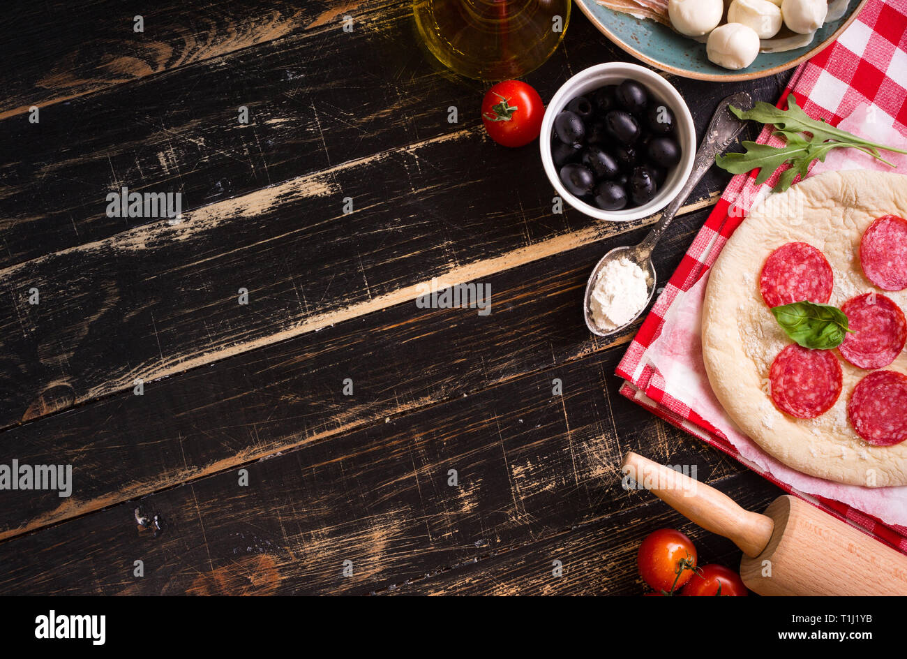 Pizza making background Stock Photo - Alamy