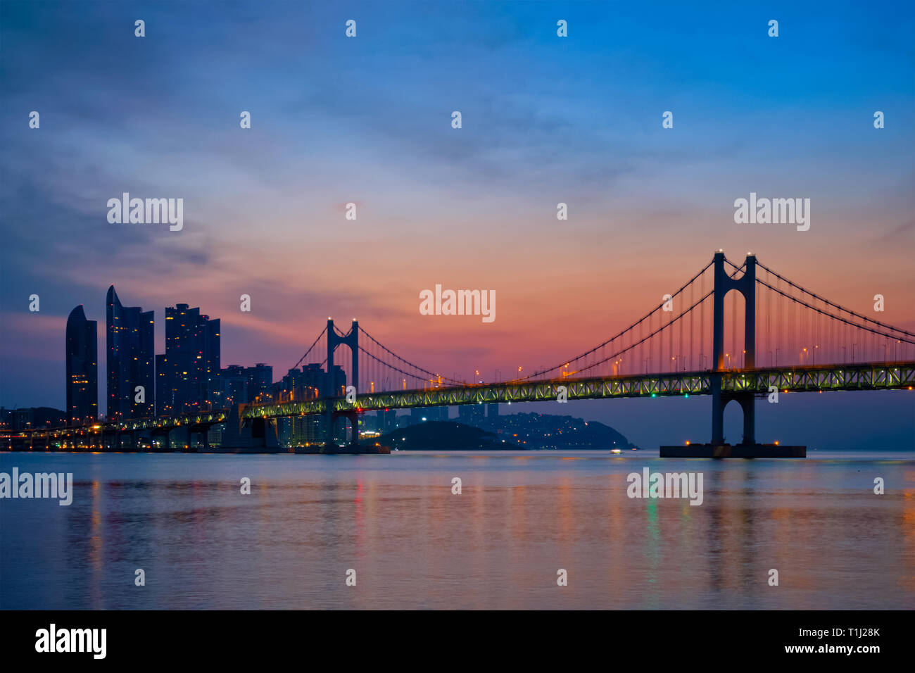 Gwangan Bridge on sunrise. Busan, South Korea Stock Photo - Alamy