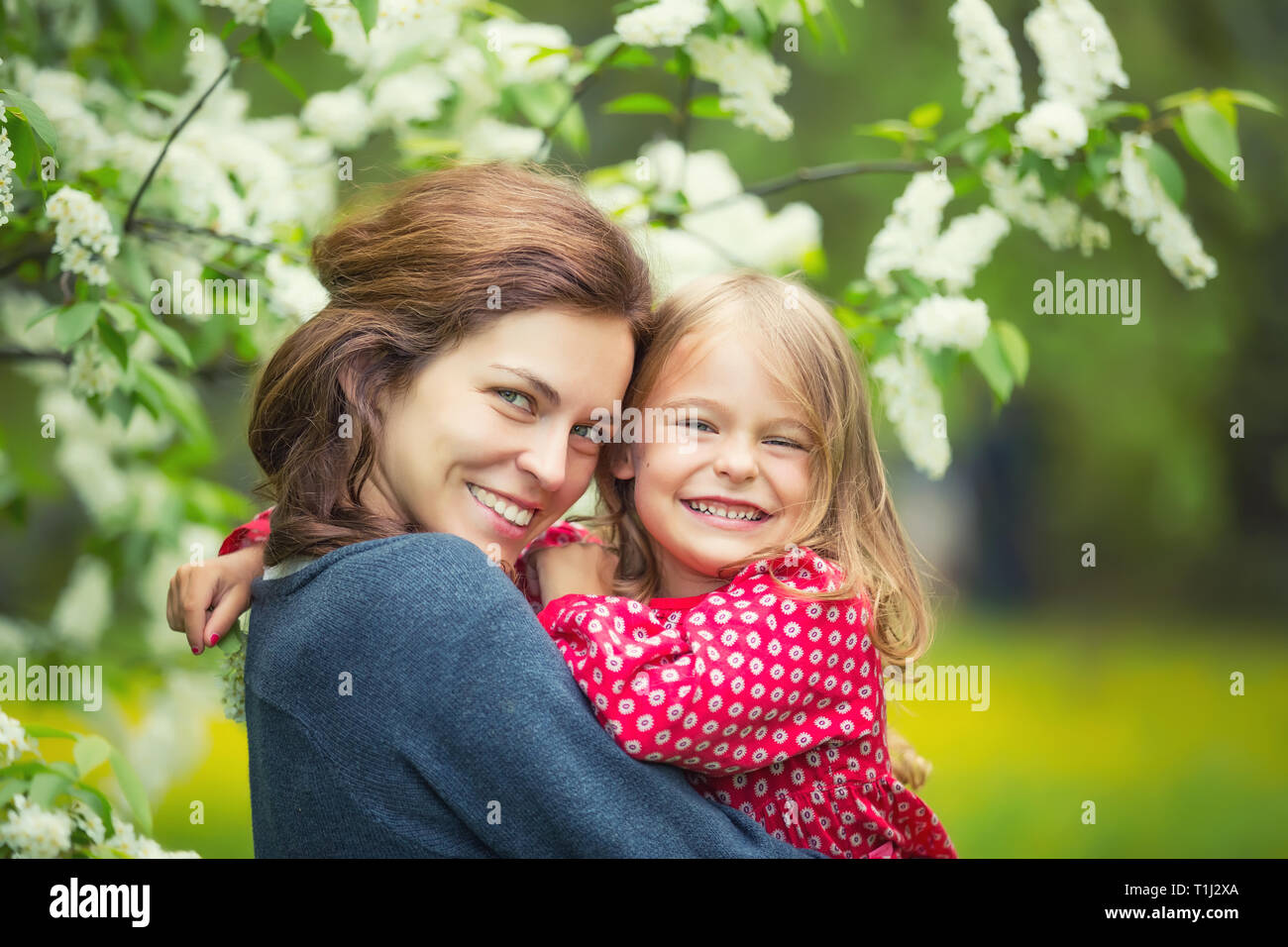 Mother child spring hi-res stock photography and images - Alamy