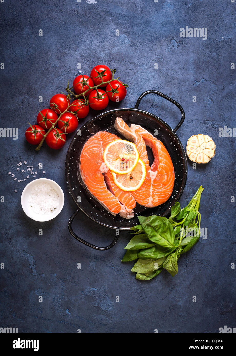Fresh salmon steaks Stock Photo - Alamy